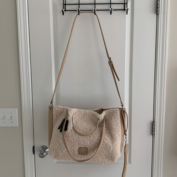House of Harlow 1960 | Bags | Jumbo House Of Harlow 96 Beige Sherpa ...